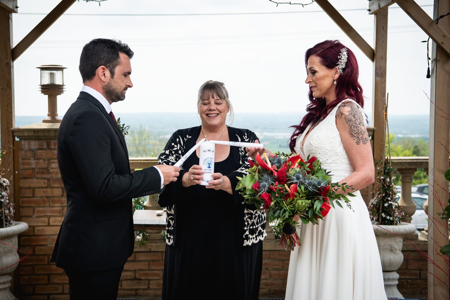 Celebrant Kate – celebrating life and love from beginning to end